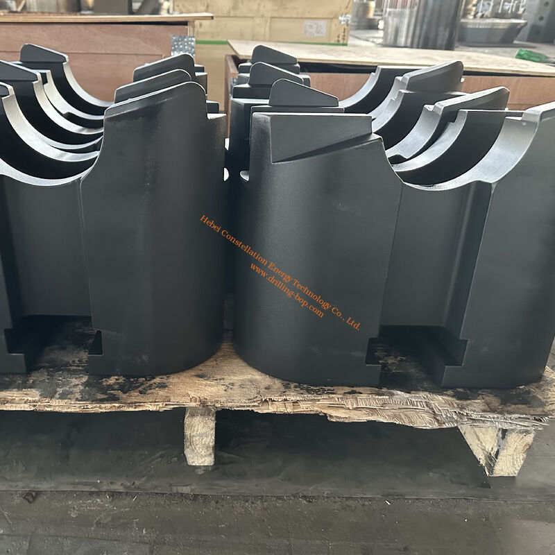 Cameron 13 5/8" 5000psi BOP Ram Block